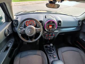 Melns MINI Cooper 2020 Ventspils, ar dzinēja tilpumu 1.50 L un nobraukumu 172 tūkst. km par 10500 €, foto 13 vietnē AUTOMOTO.COM.LV