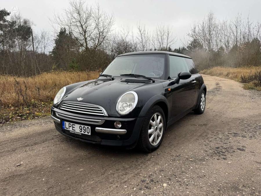 Melns MINI Cooper 2003 Molėtai, ar dzinēja tilpumu 1.60 L un nobraukumu 223 tūkst. km par 550 €, foto 2 vietnē AUTOMOTO.COM.LV
