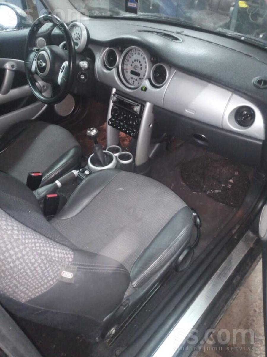 Melns MINI Cooper 2003 Rīga, ar dzinēja tilpumu 1.60 L un nobraukumu 0 tūkst. km par 2200 €, foto 5 vietnē AUTOMOTO.COM.LV