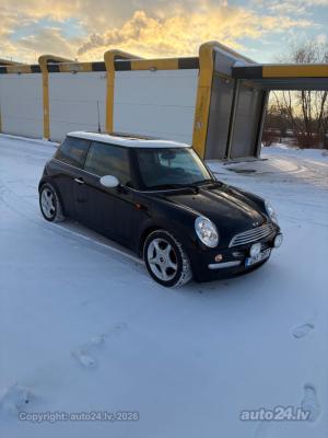 Melns MINI Cooper 2003 Tallina, ar dzinēja tilpumu 1.60 L un nobraukumu 260 tūkst. km par 2100 €, foto 3 vietnē AUTOMOTO.COM.LV