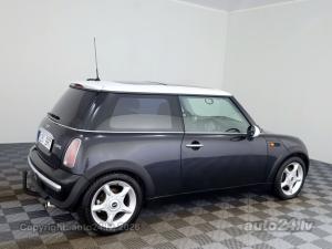 Black MINI Cooper 2003 in Tallinn, with an engine capacity of 1.60 L and mileage of 226 thousand km for 1599 €, photo 3 on AUTOMOTO.COM.LV