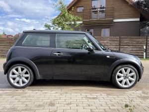 Melns MINI Cooper 2003 Viļņa, ar dzinēja tilpumu 1.60 L un nobraukumu 261 tūkst. km par 1150 €, foto 7 vietnē AUTOMOTO.COM.LV