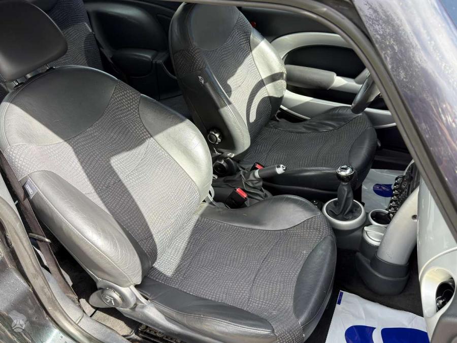 Melns MINI Cooper 2003 Viļņa, ar dzinēja tilpumu 1.60 L un nobraukumu 261 tūkst. km par 1150 €, foto 10 vietnē AUTOMOTO.COM.LV