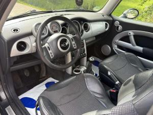 Melns MINI Cooper 2003 Viļņa, ar dzinēja tilpumu 1.60 L un nobraukumu 261 tūkst. km par 1150 €, foto 11 vietnē AUTOMOTO.COM.LV