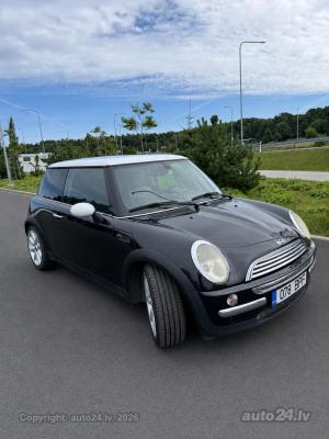 Black MINI Cooper 2004 in Tallinn, with an engine capacity of 1.60 L and mileage of 246 thousand km for 4200 €, photo 3 on AUTOMOTO.COM.LV