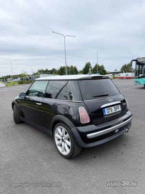 Black MINI Cooper 2004 in Tallinn, with an engine capacity of 1.60 L and mileage of 246 thousand km for 4200 €, photo 4 on AUTOMOTO.COM.LV