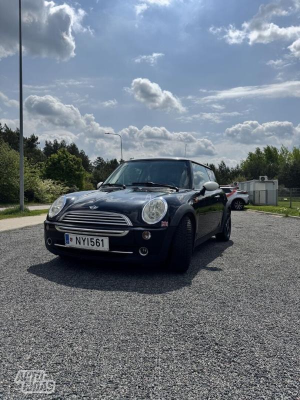 Melns MINI Cooper 2005 Viļņa, ar dzinēja tilpumu 1.60 L un nobraukumu 248 tūkst. km par 2000 €, foto 1 vietnē AUTOMOTO.COM.LV