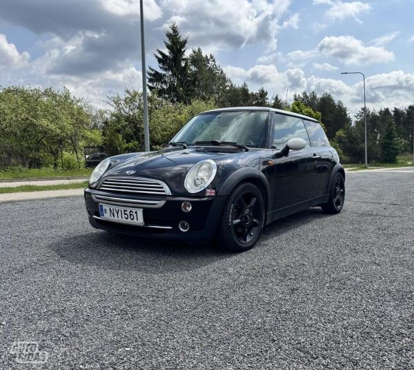 Melns MINI Cooper 2005 Viļņa, ar dzinēja tilpumu 1.60 L un nobraukumu 248 tūkst. km par 2000 €, foto 5 vietnē AUTOMOTO.COM.LV