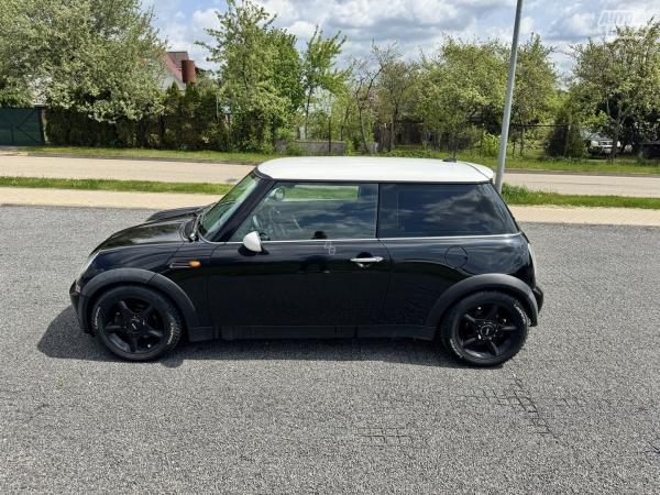 Melns MINI Cooper 2005 Viļņa, ar dzinēja tilpumu 1.60 L un nobraukumu 248 tūkst. km par 2000 €, foto 7 vietnē AUTOMOTO.COM.LV