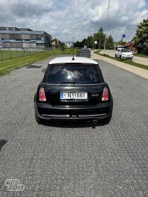 Melns MINI Cooper 2005 Viļņa, ar dzinēja tilpumu 1.60 L un nobraukumu 248 tūkst. km par 2000 €, foto 11 vietnē AUTOMOTO.COM.LV
