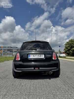 Melns MINI Cooper 2005 Viļņa, ar dzinēja tilpumu 1.60 L un nobraukumu 248 tūkst. km par 2000 €, foto 12 vietnē AUTOMOTO.COM.LV