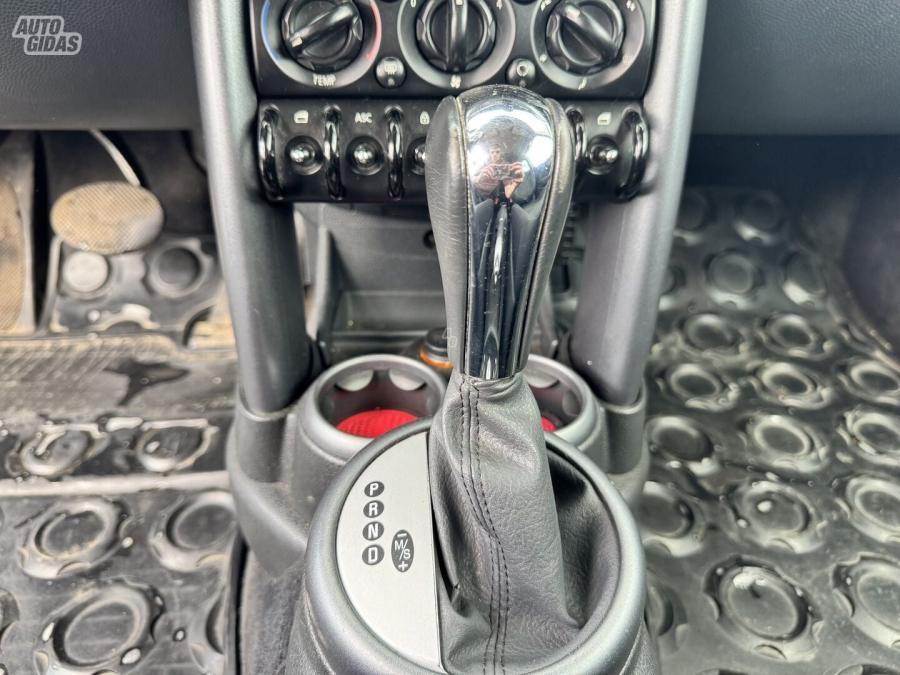 Melns MINI Cooper 2005 Viļņa, ar dzinēja tilpumu 1.60 L un nobraukumu 248 tūkst. km par 2000 €, foto 22 vietnē AUTOMOTO.COM.LV