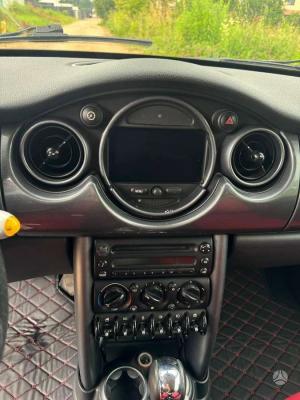 Melns MINI Cooper 2005 Viļņa, ar dzinēja tilpumu 1.60 L un nobraukumu 163 tūkst. km par 950 €, foto 12 vietnē AUTOMOTO.COM.LV