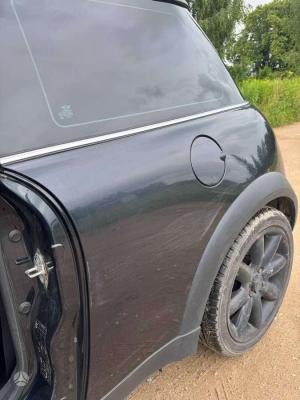 Melns MINI Cooper 2005 Viļņa, ar dzinēja tilpumu 1.60 L un nobraukumu 163 tūkst. km par 950 €, foto 15 vietnē AUTOMOTO.COM.LV