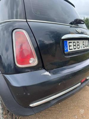 Melns MINI Cooper 2005 Viļņa, ar dzinēja tilpumu 1.60 L un nobraukumu 163 tūkst. km par 950 €, foto 19 vietnē AUTOMOTO.COM.LV