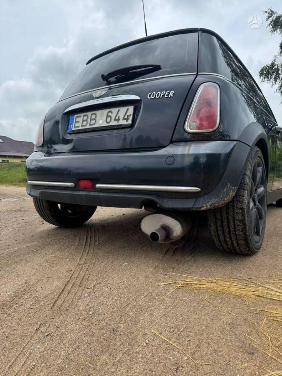 Melns MINI Cooper 2005 Viļņa, ar dzinēja tilpumu 1.60 L un nobraukumu 163 tūkst. km par 950 €, foto 21 vietnē AUTOMOTO.COM.LV