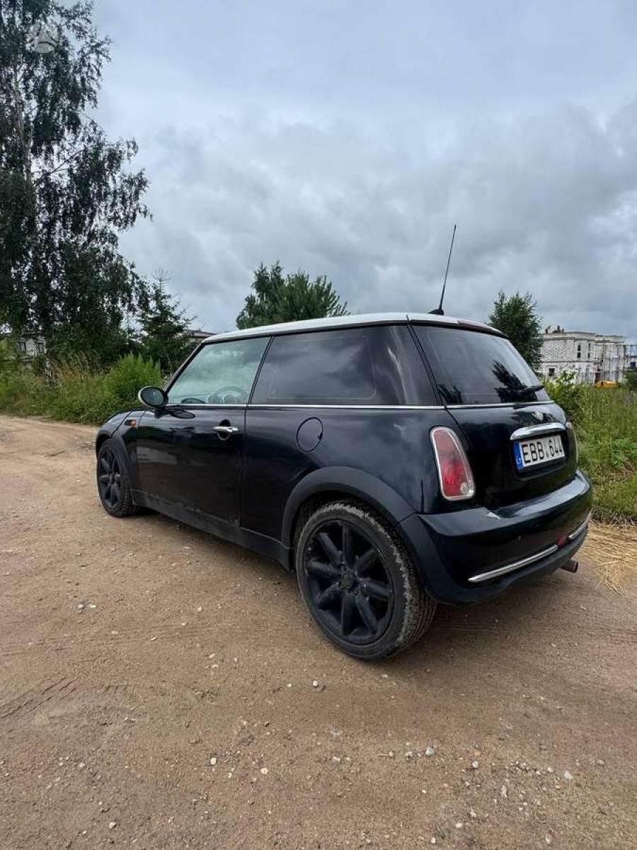 Melns MINI Cooper 2005 Viļņa, ar dzinēja tilpumu 1.60 L un nobraukumu 163 tūkst. km par 950 €, foto 25 vietnē AUTOMOTO.COM.LV