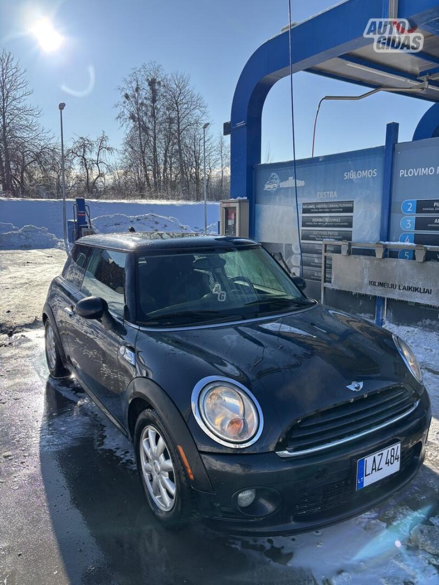 Melns MINI Cooper 2007 Alīta, ar dzinēja tilpumu 1.60 L un nobraukumu 183 tūkst. km par 1350 €, foto 6 vietnē AUTOMOTO.COM.LV
