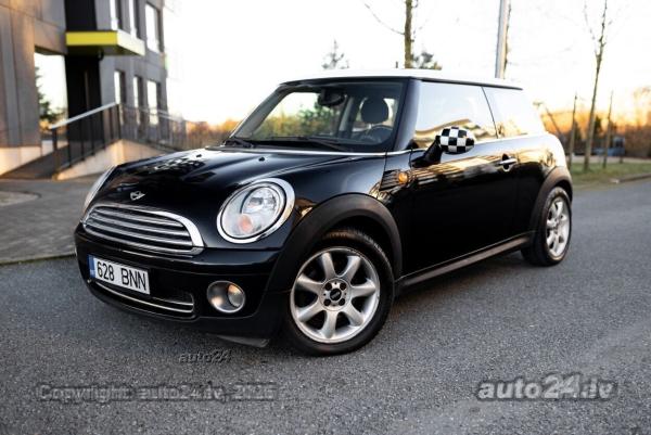 Black MINI Cooper 2007 in Tallinn, with an engine capacity of 1.60 L and mileage of 226 thousand km for 2699 €, photo 1 on AUTOMOTO.COM.LV