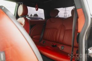 Черный Мини Купер 2007 в Рига, объемом двигателя 1.60 л и пробегом 186 тыс. км за 5490 €, фото 10 на AUTOMOTO.COM.LV