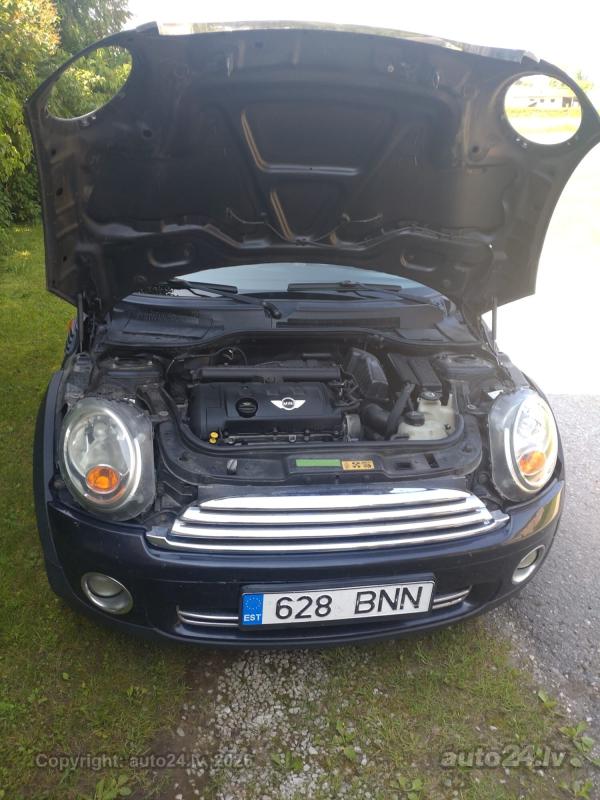 Black MINI Cooper 2007 in Rakvere, with an engine capacity of 1.60 L and mileage of 235 thousand km for 1999 €, photo 9 on AUTOMOTO.COM.LV