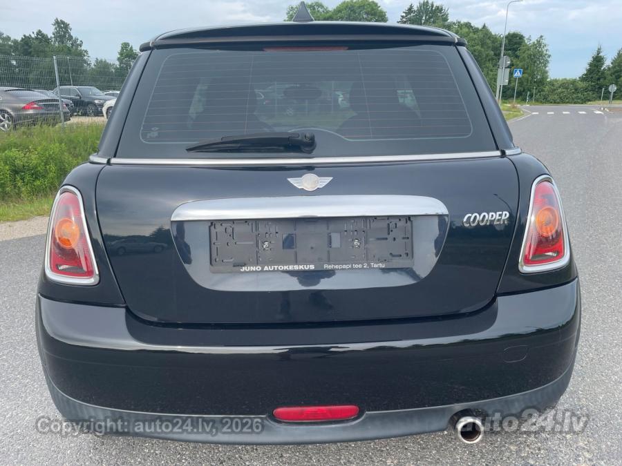 Black MINI Cooper 2007 in Tartu, with an engine capacity of 1.60 L and mileage of 176 thousand km for 2990 €, photo 5 on AUTOMOTO.COM.LV