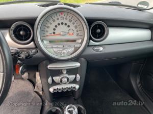 Black MINI Cooper 2007 in Tartu, with an engine capacity of 1.60 L and mileage of 176 thousand km for 2990 €, photo 13 on AUTOMOTO.COM.LV