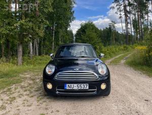 Melns MINI Cooper 2007 Jelgava, ar dzinēja tilpumu 1.60 L un nobraukumu 265 tūkst. km par 4300 €, foto  vietnē AUTOMOTO.COM.LV