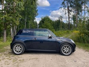 Melns MINI Cooper 2007 Jelgava, ar dzinēja tilpumu 1.60 L un nobraukumu 265 tūkst. km par 4300 €, foto 4 vietnē AUTOMOTO.COM.LV