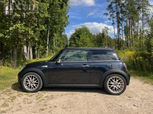 Melns MINI Cooper 2007 Jelgava, ar dzinēja tilpumu 1.60 L un nobraukumu 265 tūkst. km par 4300 €, foto 8 vietnē AUTOMOTO.COM.LV