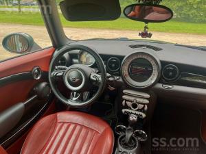 Melns MINI Cooper 2007 Jelgava, ar dzinēja tilpumu 1.60 L un nobraukumu 265 tūkst. km par 4300 €, foto 12 vietnē AUTOMOTO.COM.LV