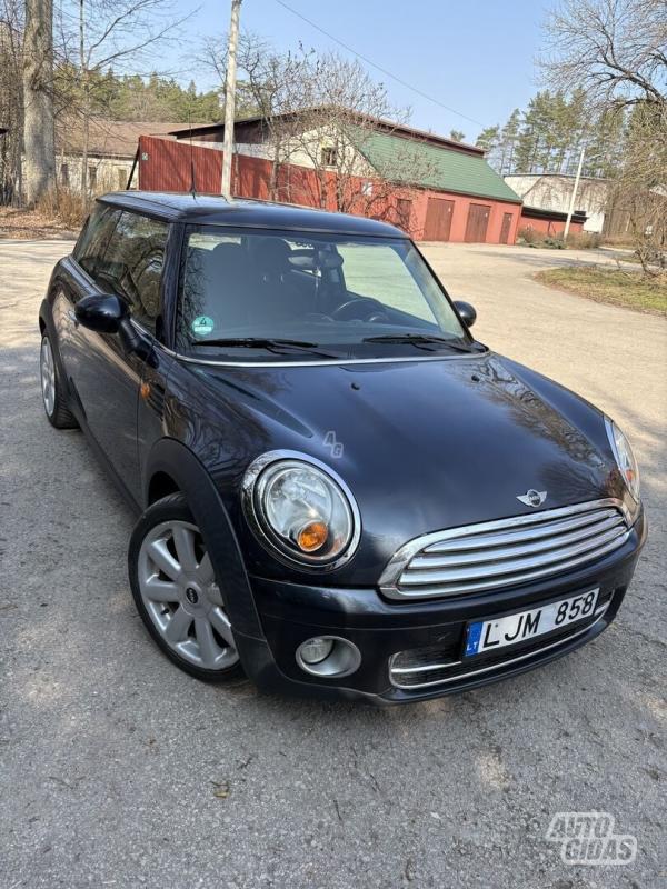 Black MINI Cooper 2008 in Prienai, with an engine capacity of 1.60 L and mileage of 260 thousand km for 2450 €, photo 1 on AUTOMOTO.COM.LV