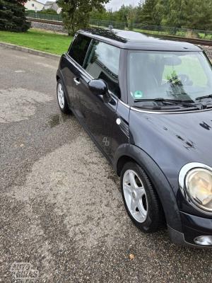 Black MINI Cooper 2008 in Marijampole, with an engine capacity of 1.50 L and mileage of 192 thousand km for 3150 €, photo 3 on AUTOMOTO.COM.LV