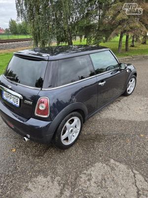 Black MINI Cooper 2008 in Marijampole, with an engine capacity of 1.50 L and mileage of 192 thousand km for 3150 €, photo 4 on AUTOMOTO.COM.LV