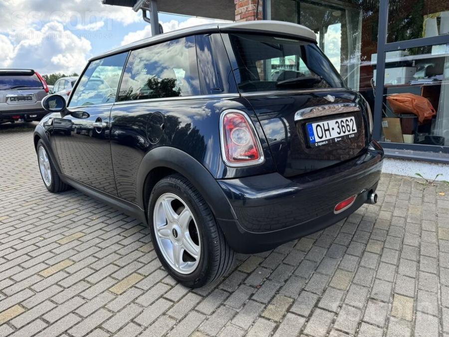 Black MINI Cooper 2009 in Talsi, with an engine capacity of 1.60 L and mileage of 157 thousand km for 3500 €, photo 4 on AUTOMOTO.COM.LV
