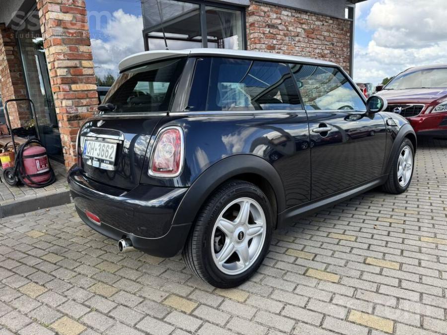 Black MINI Cooper 2009 in Talsi, with an engine capacity of 1.60 L and mileage of 157 thousand km for 3500 €, photo 8 on AUTOMOTO.COM.LV