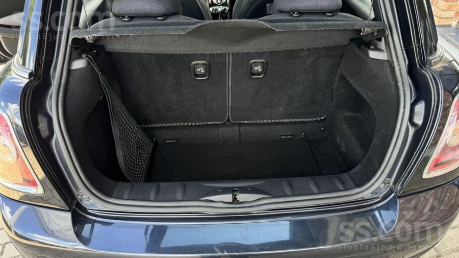 Black MINI Cooper 2009 in Talsi, with an engine capacity of 1.60 L and mileage of 157 thousand km for 3500 €, photo 15 on AUTOMOTO.COM.LV
