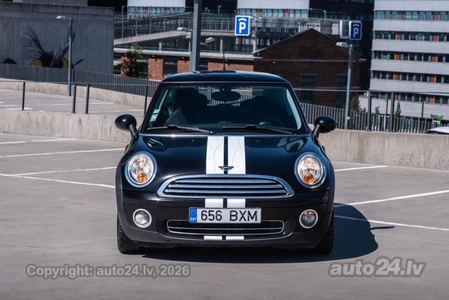 Black MINI Cooper 2010 in Tallinn, with an engine capacity of 1.60 L and mileage of 255 thousand km for 4500 €, photo 4 on AUTOMOTO.COM.LV