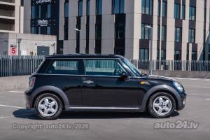 Black MINI Cooper 2010 in Tallinn, with an engine capacity of 1.60 L and mileage of 255 thousand km for 4500 €, photo 8 on AUTOMOTO.COM.LV