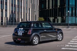 Black MINI Cooper 2010 in Tallinn, with an engine capacity of 1.60 L and mileage of 255 thousand km for 4500 €, photo 9 on AUTOMOTO.COM.LV