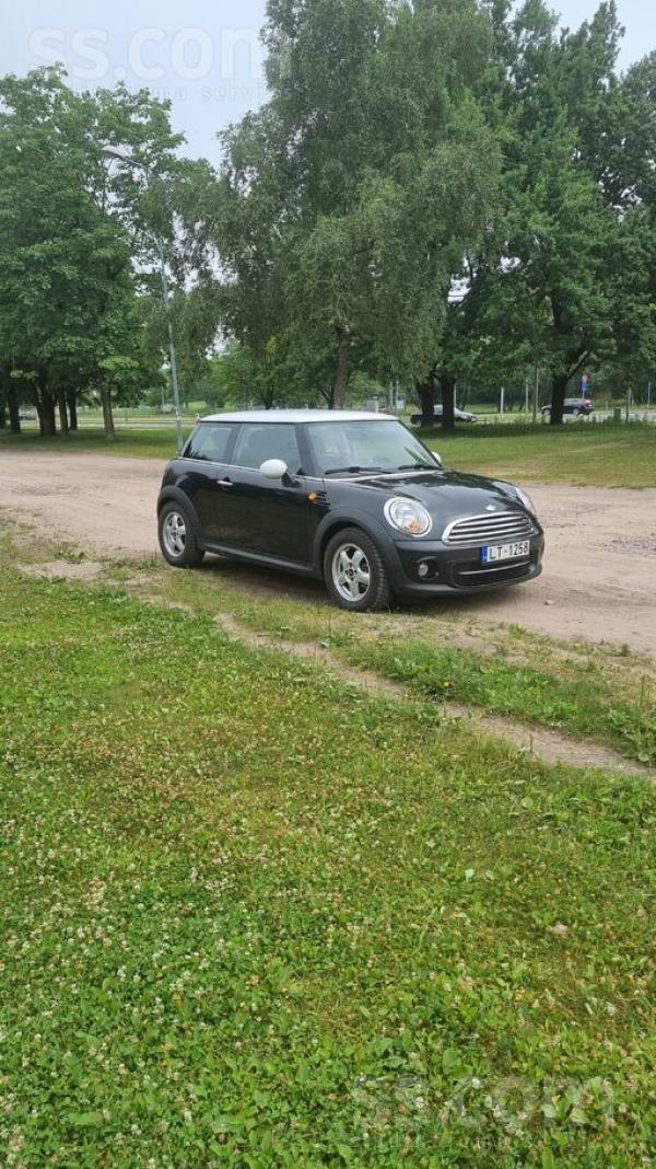 Melns MINI Cooper 2011 Rīga, ar dzinēja tilpumu 1.60 L un nobraukumu 173 tūkst. km par 3600 €, foto 1 vietnē AUTOMOTO.COM.LV
