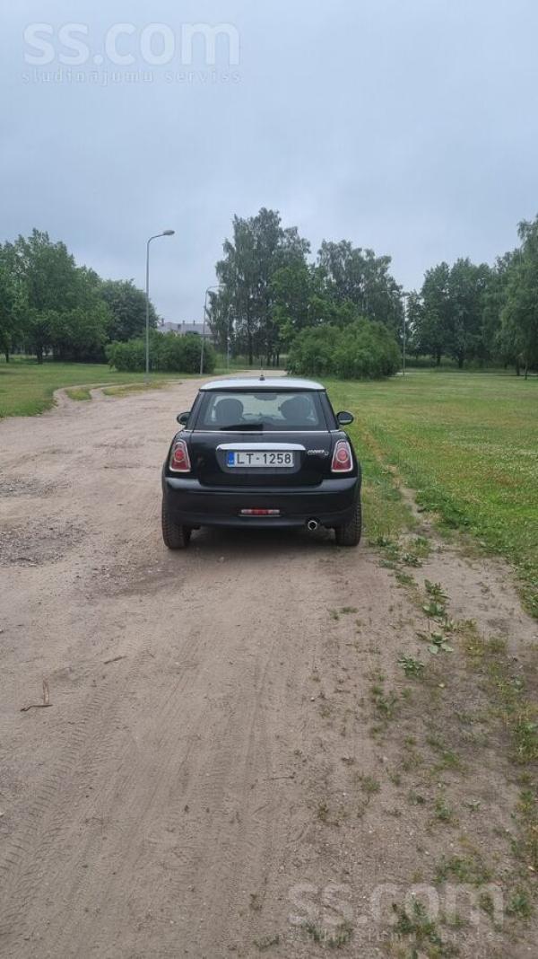 Melns MINI Cooper 2011 Rīga, ar dzinēja tilpumu 1.60 L un nobraukumu 173 tūkst. km par 3600 €, foto 5 vietnē AUTOMOTO.COM.LV
