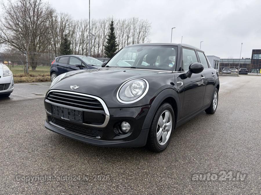 Melns MINI Cooper 2015 Viljandi, ar dzinēja tilpumu 1.50 L un nobraukumu 127 tūkst. km par 7890 €, foto 17 vietnē AUTOMOTO.COM.LV