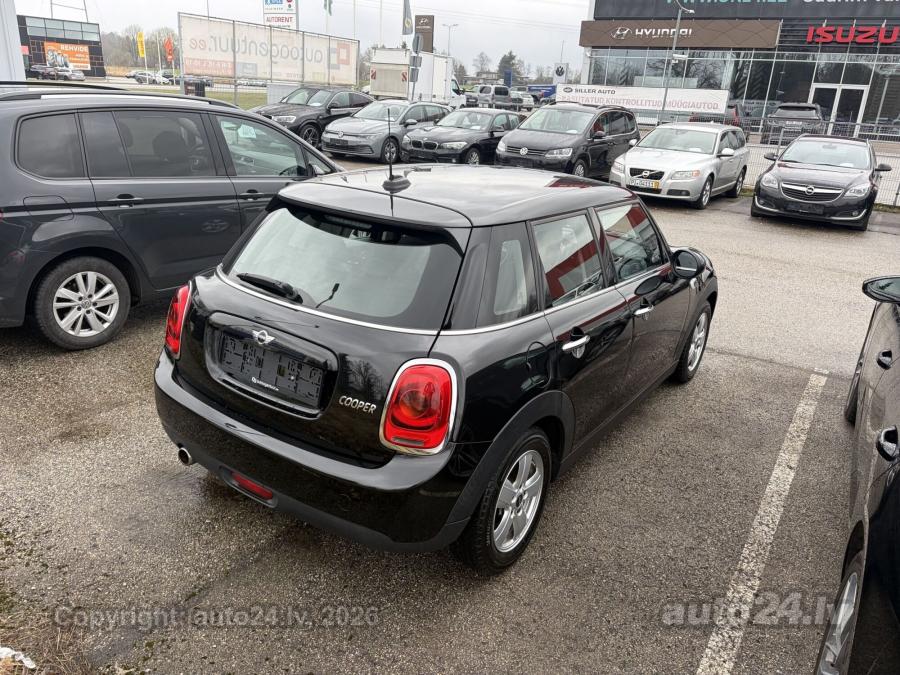 Melns MINI Cooper 2015 Viljandi, ar dzinēja tilpumu 1.50 L un nobraukumu 127 tūkst. km par 7890 €, foto 22 vietnē AUTOMOTO.COM.LV