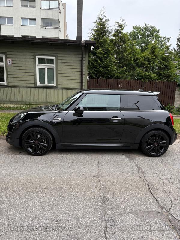 Melns MINI Cooper 2018 Tallina, ar dzinēja tilpumu 1.50 L un nobraukumu 86 tūkst. km par 14000 €, foto 2 vietnē AUTOMOTO.COM.LV
