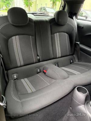 Melns MINI Cooper 2018 Tallina, ar dzinēja tilpumu 1.50 L un nobraukumu 86 tūkst. km par 14000 €, foto 10 vietnē AUTOMOTO.COM.LV