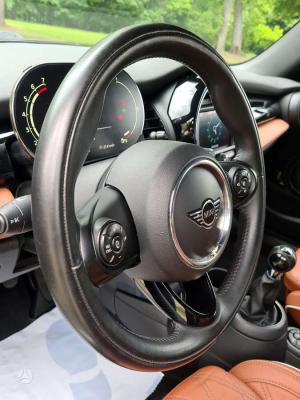 Black MINI Cooper 2020 in Kaunas, with an engine capacity of 1.50 L and mileage of 219 thousand km for 8800 €, photo 25 on AUTOMOTO.COM.LV