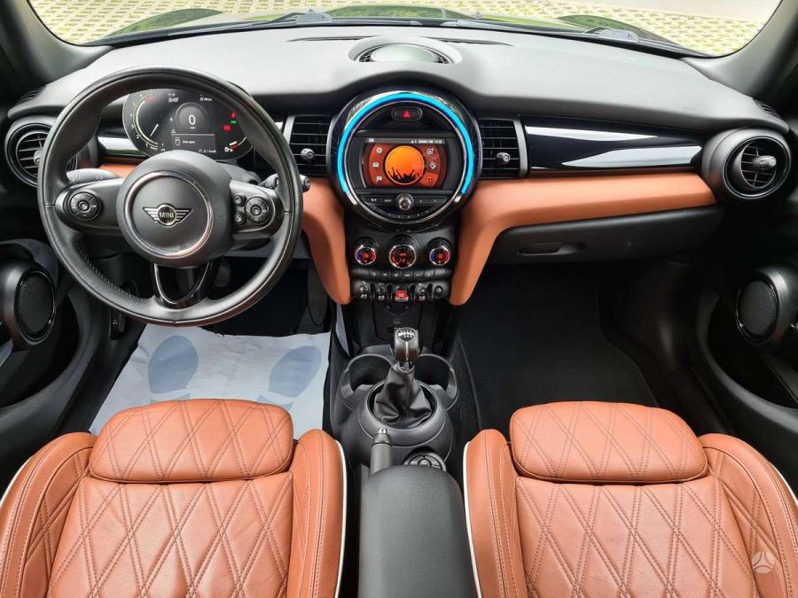 Black MINI Cooper 2020 in Kaunas, with an engine capacity of 1.50 L and mileage of 219 thousand km for 8800 €, photo 28 on AUTOMOTO.COM.LV
