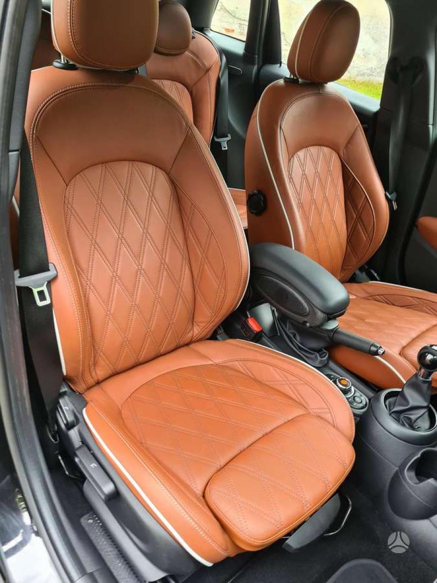 Black MINI Cooper 2020 in Kaunas, with an engine capacity of 1.50 L and mileage of 219 thousand km for 8800 €, photo 32 on AUTOMOTO.COM.LV
