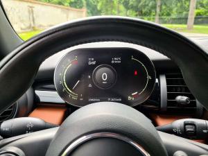 Black MINI Cooper 2020 in Kaunas, with an engine capacity of 1.50 L and mileage of 219 thousand km for 8800 €, photo 37 on AUTOMOTO.COM.LV